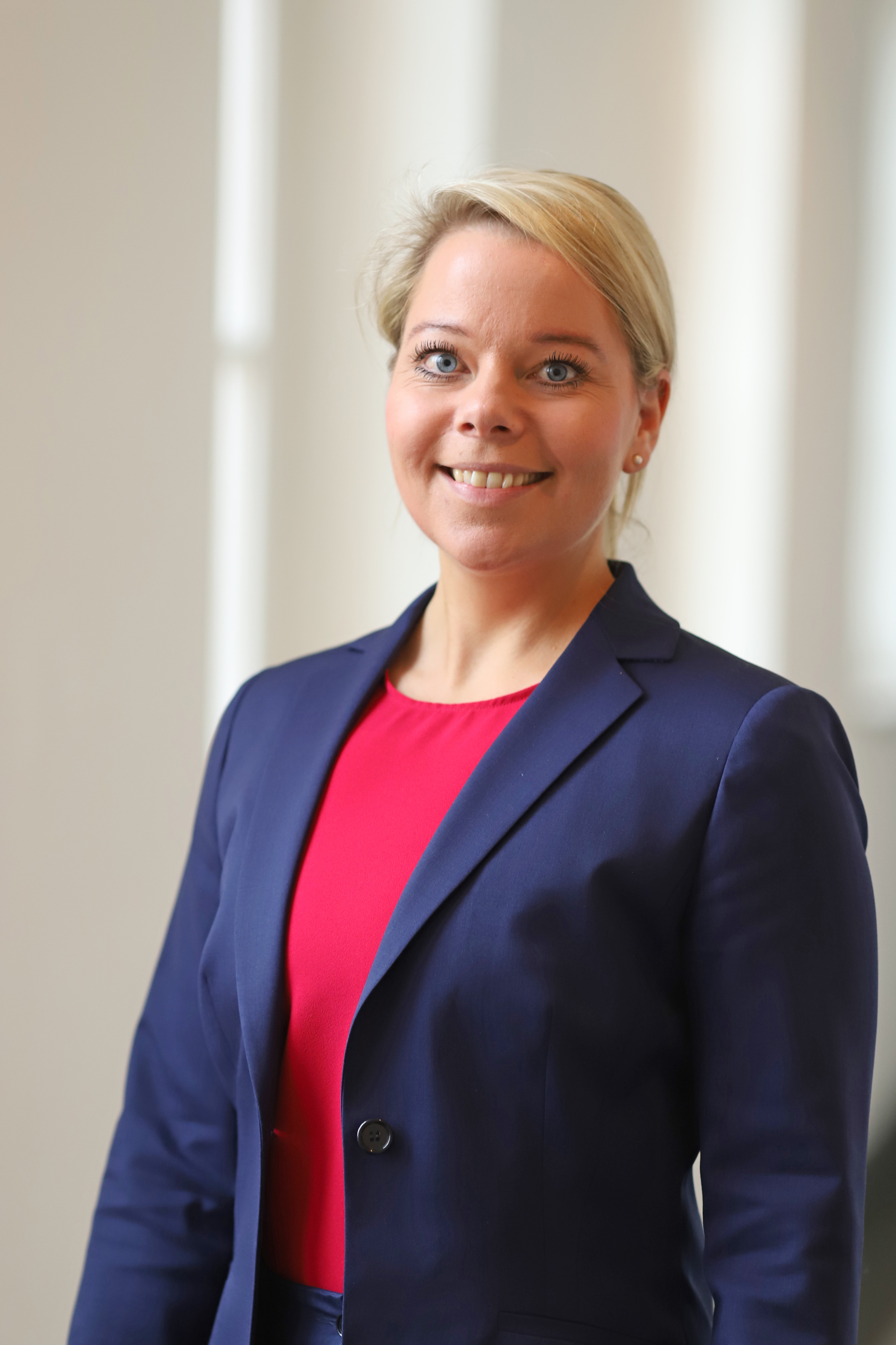 Anja Heeger ist Geschäftsführerin für die Bereiche Digitalisierung und ...